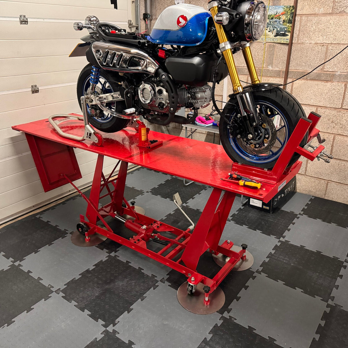 Single Garage Value Floor Tile MEGA DEAL – WOW Shelving